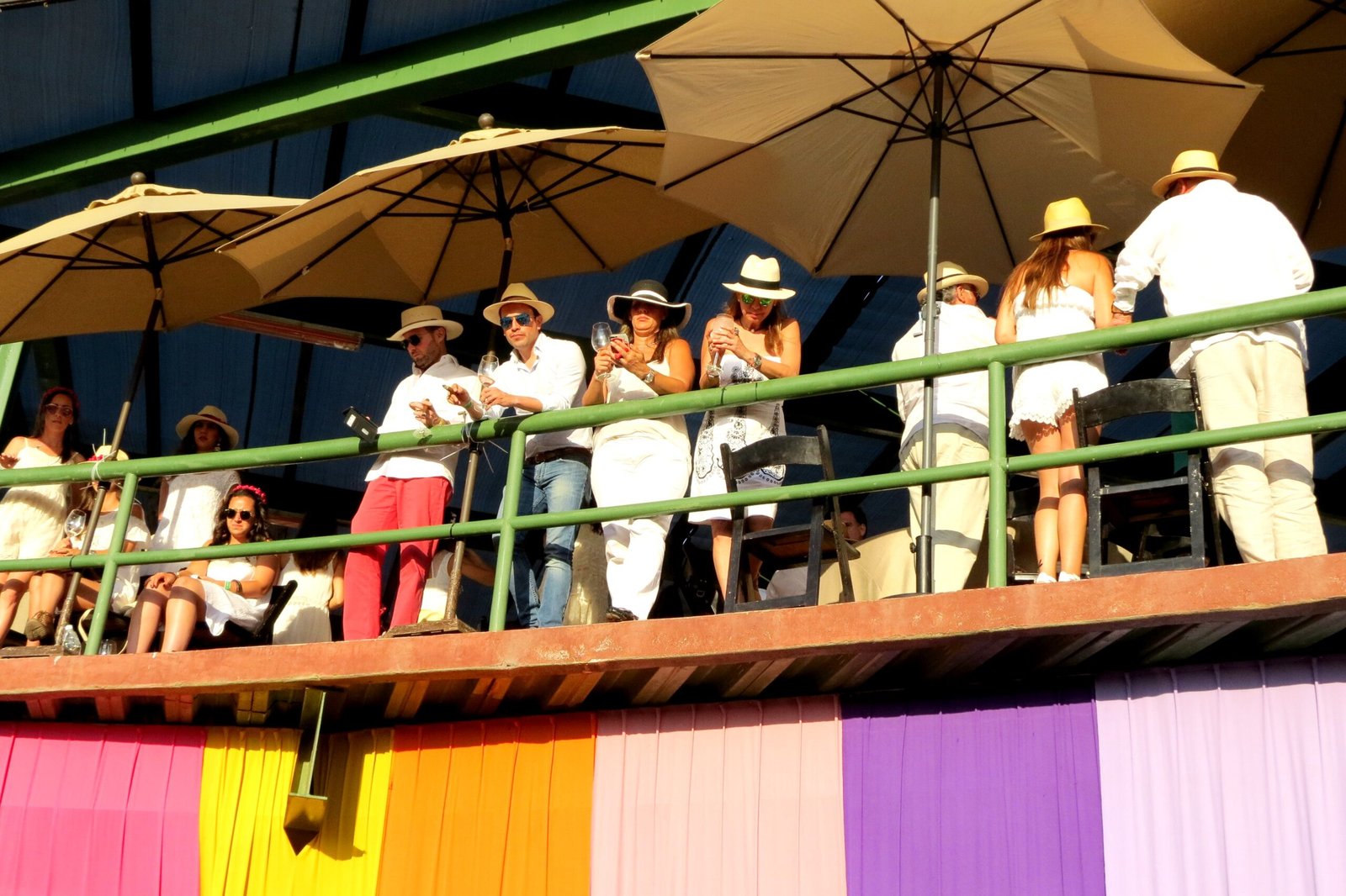 "FIESTA DE COLORES" CELEBRANDO 95 AÑOS DE L.A. CETTO - Baja Culinaria